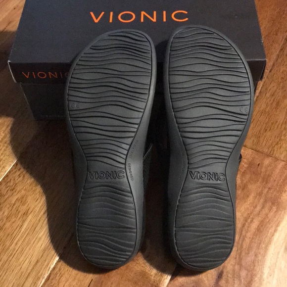 Vionic | Shoes | Vionic Black Shoes With Orthaheel Technology | Poshmark